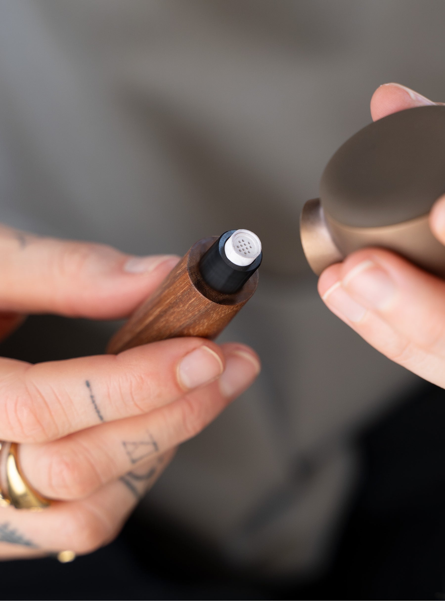 Handpipe - Next Generation Spoon Pipe - Heir