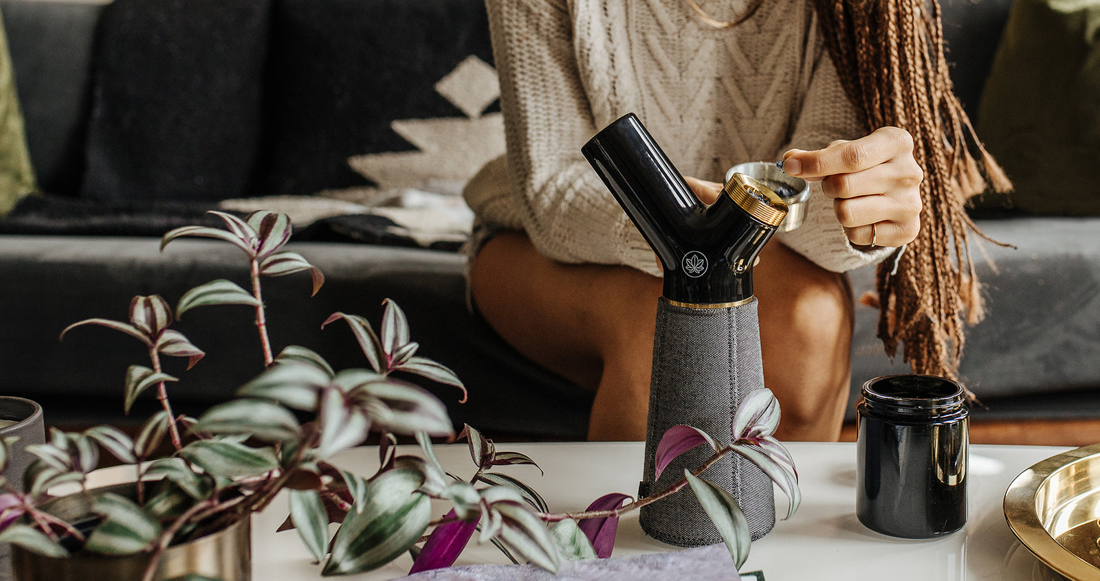 Modern Bong & Handpipe - Premium Smoking Essentials - Heir