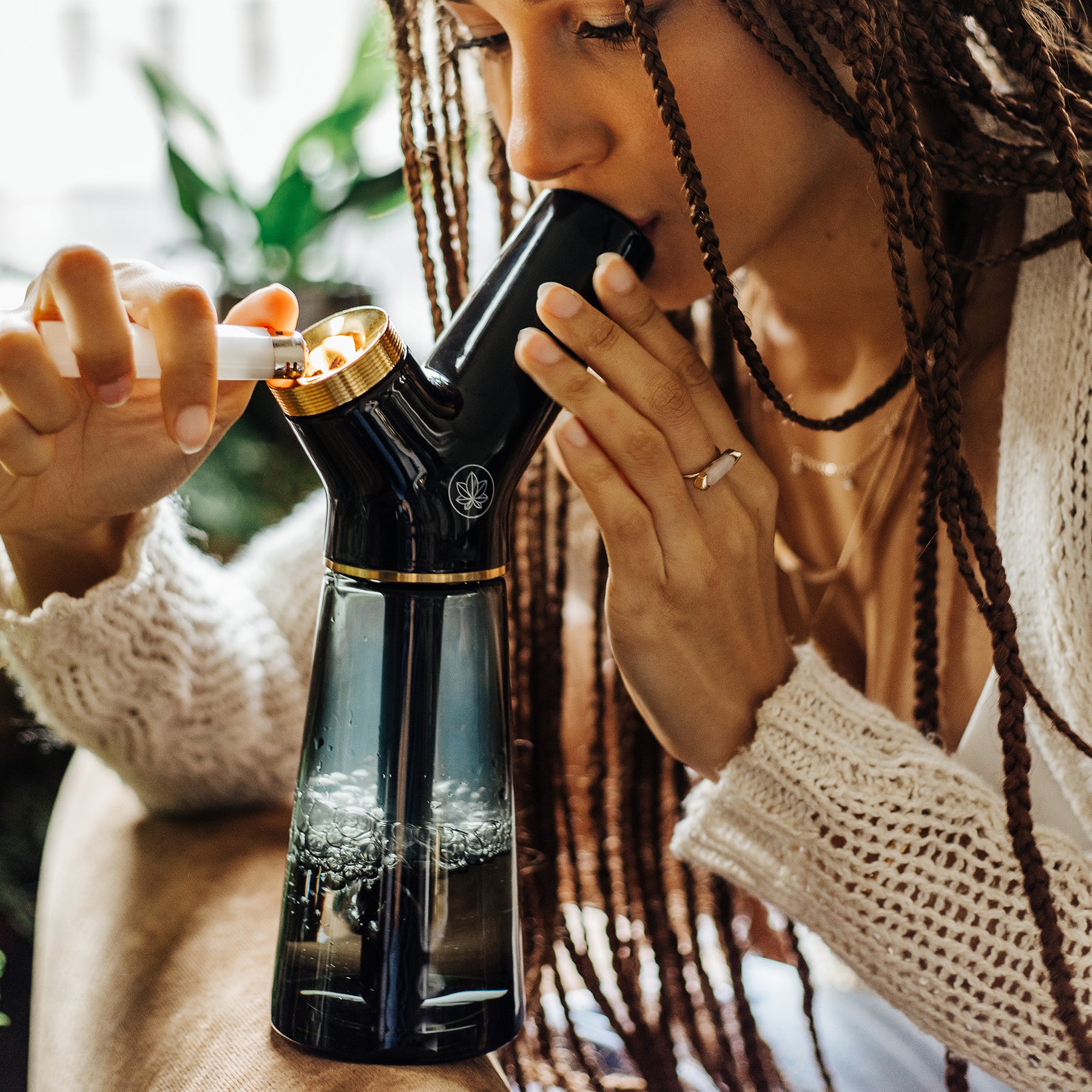 Modern Bong & Handpipe - Premium Smoking Essentials - Heir