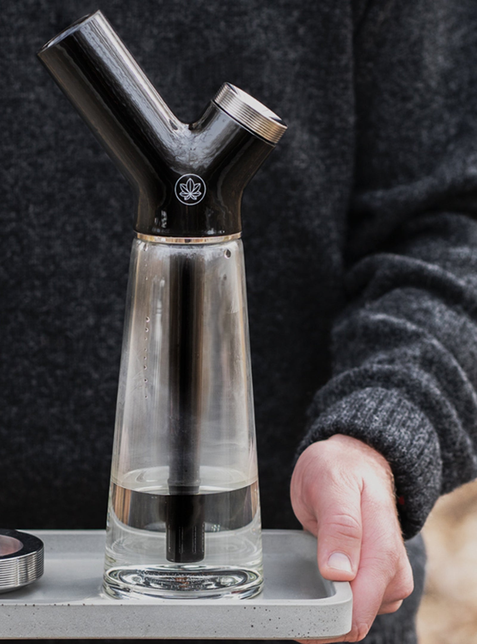 Waterpipe - Evolution of the Classic Water Bong - Heir